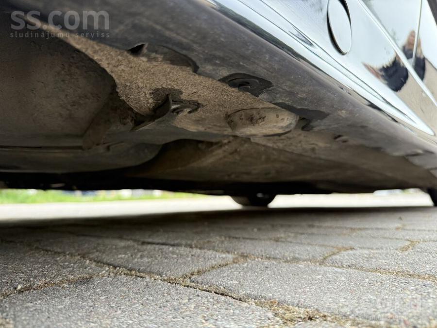 Melns BMW 328 1998 Cēsis, ar dzinēja tilpumu 2.80 L un nobraukumu 395 tūkst. km par 9450 €, foto 28 vietnē AUTOMOTO.COM.LV