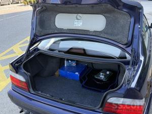 Blue BMW 328 1995 in Riga, with an engine capacity of 2.80 L and mileage of 178 thousand km for 6800 €, photo 14 on AUTOMOTO.COM.LV