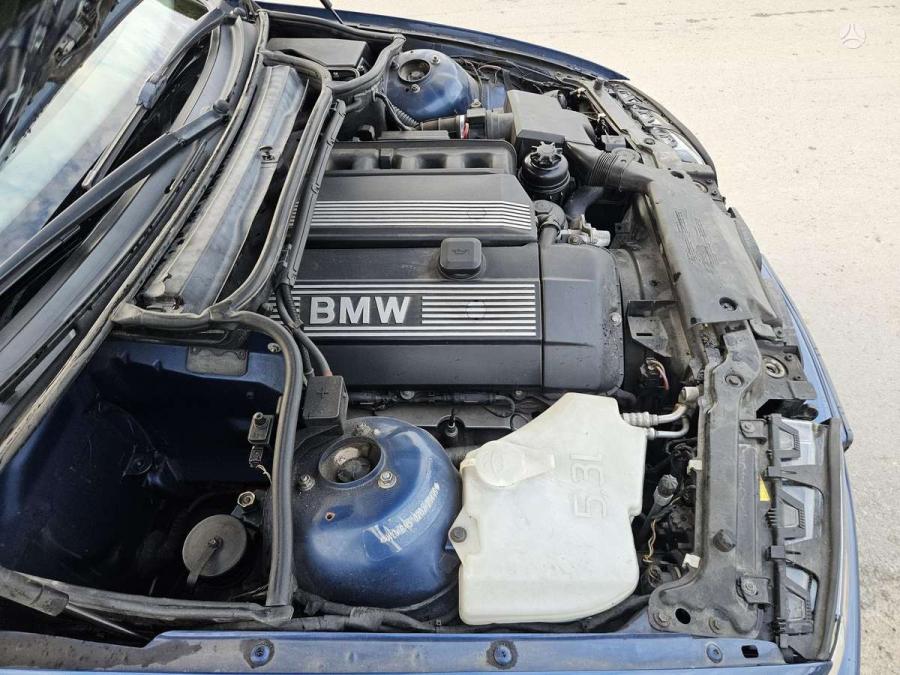 Blue BMW 328 1999 in Siauliai, with an engine capacity of 2.79 L and mileage of 290 thousand km for 4300 €, photo 24 on AUTOMOTO.COM.LV