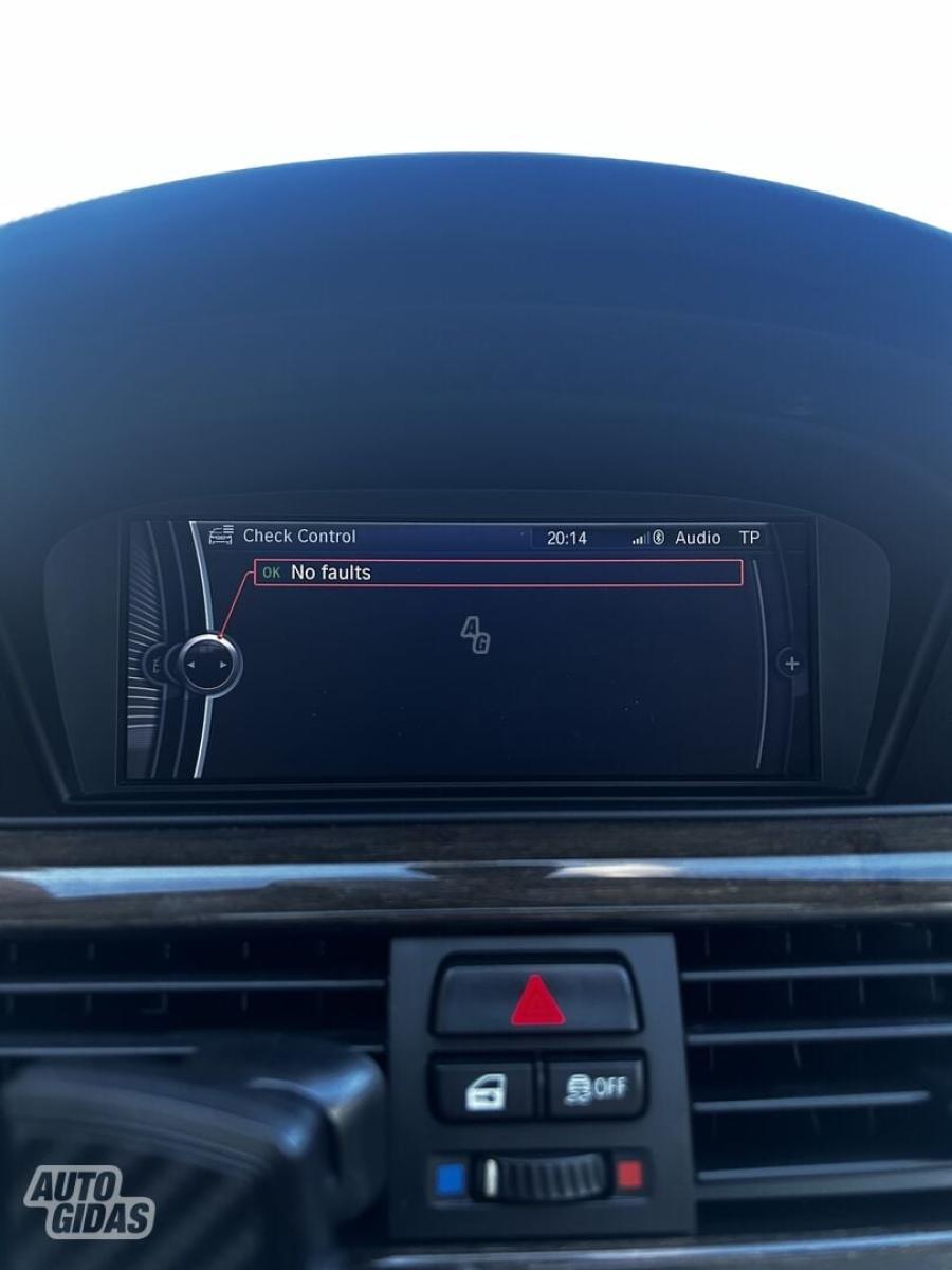 Blue BMW 328 2012 in Vilnius, with an engine capacity of 3.00 L and mileage of 180 thousand km for 7900 €, photo 13 on AUTOMOTO.COM.LV