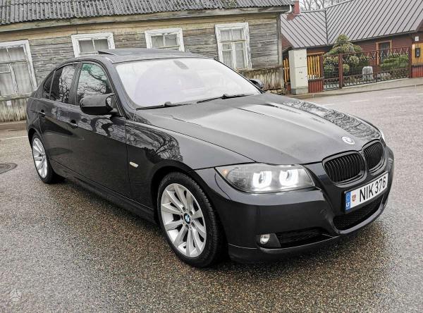 Zils BMW 328 2009 Trakai, ar dzinēja tilpumu 3.00 L un nobraukumu 269 tūkst. km par 4250 €, foto 1 vietnē AUTOMOTO.COM.LV