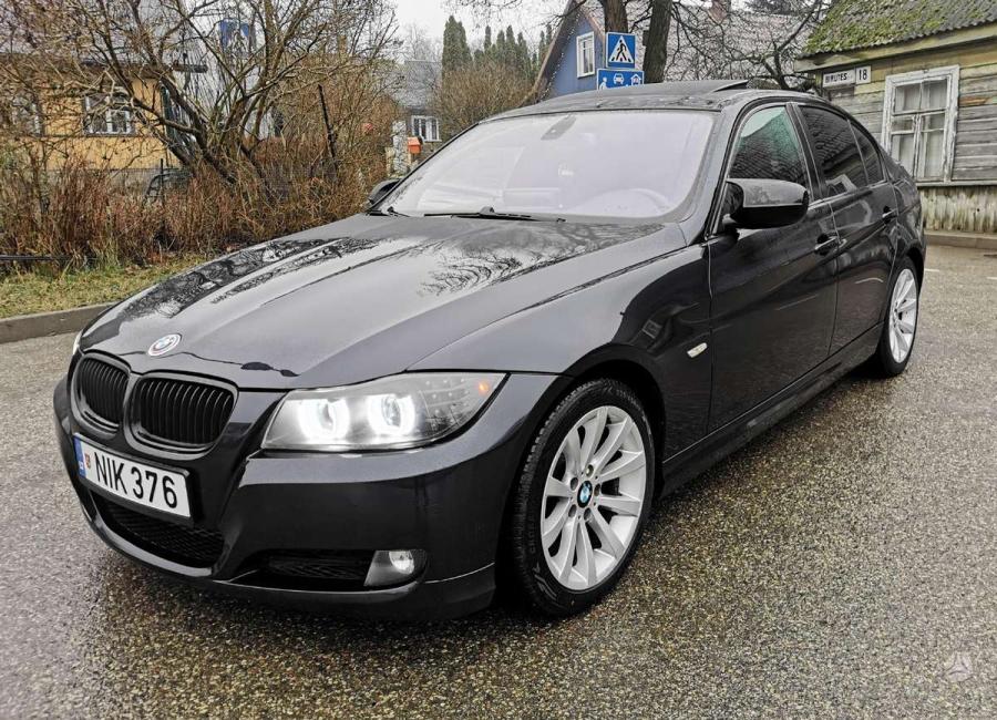 Blue BMW 328 2009 in Trakai, with an engine capacity of 3.00 L and mileage of 269 thousand km for 4250 €, photo 8 on AUTOMOTO.COM.LV