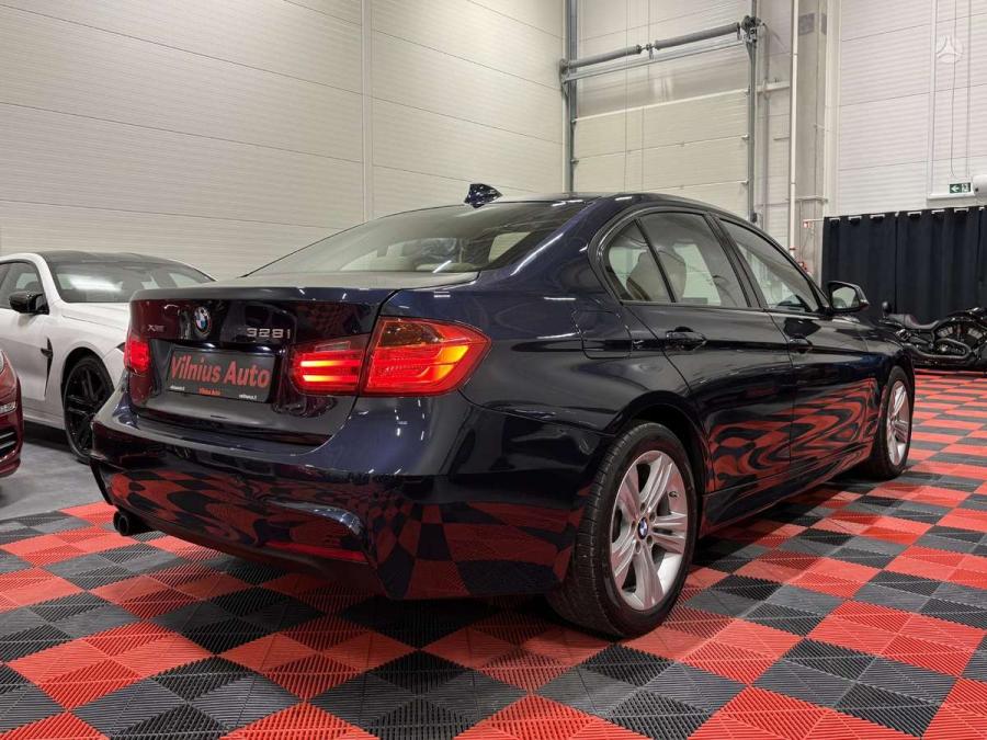 Zils BMW 328 2016 Viļņa, ar dzinēja tilpumu 2.00 L un nobraukumu 154 tūkst. km par 12900 €, foto 4 vietnē AUTOMOTO.COM.LV