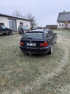 Blue BMW 328 1999 in Valka, with an engine capacity of 2.80 L and mileage of 411 thousand km for 3500 €, photo 3 on AUTOMOTO.COM.LV