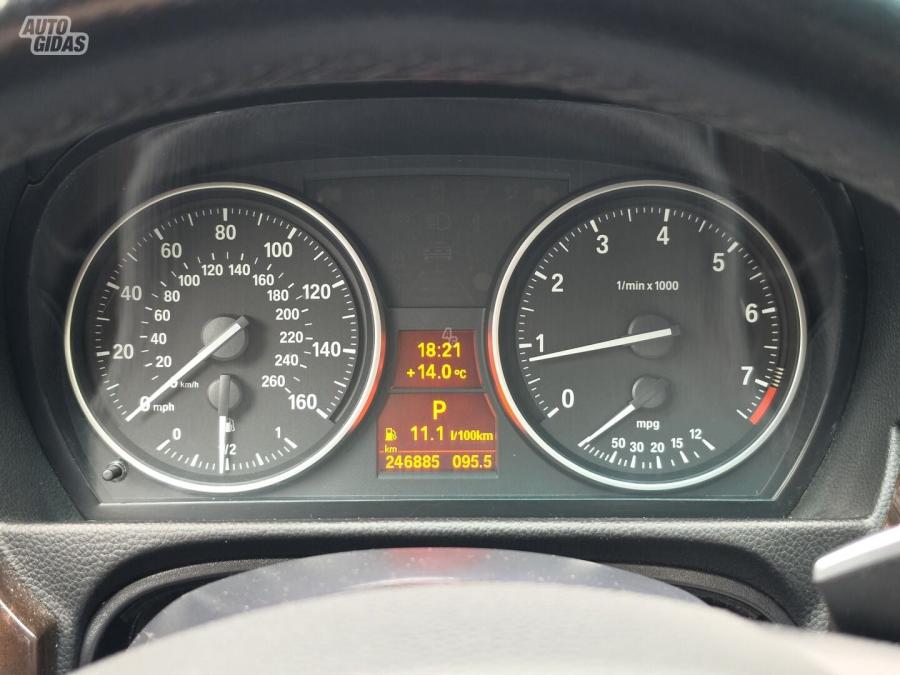 Blue BMW 328 2012 in Vilnius, with an engine capacity of 3.00 L and mileage of 247 thousand km for 7950 €, photo 8 on AUTOMOTO.COM.LV