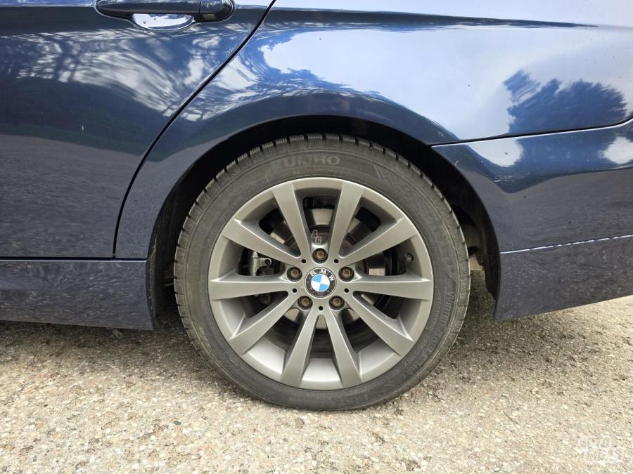 Blue BMW 328 2012 in Vilnius, with an engine capacity of 3.00 L and mileage of 247 thousand km for 7950 €, photo 17 on AUTOMOTO.COM.LV