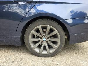 Blue BMW 328 2012 in Vilnius, with an engine capacity of 3.00 L and mileage of 247 thousand km for 7950 €, photo 17 on AUTOMOTO.COM.LV
