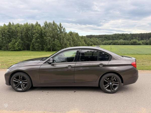 Brown BMW 328 2013 in Kaunas, with an engine capacity of 2.00 L and mileage of 276 thousand km for 10250 €, photo 7 on AUTOMOTO.COM.LV