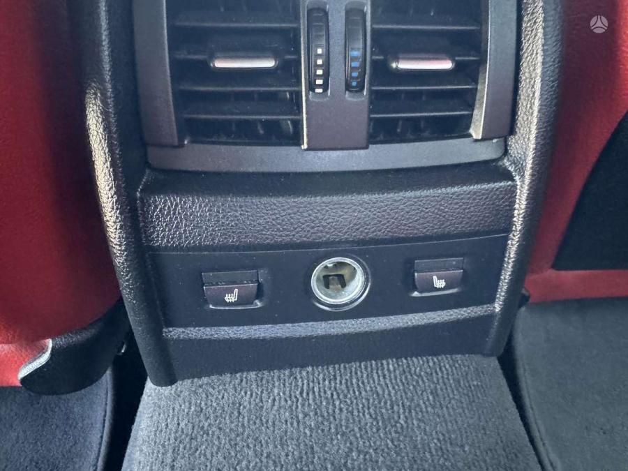 Melns BMW 328 Gran Turismo 2014 Viļņa, ar dzinēja tilpumu 2.00 L un nobraukumu 290 tūkst. km par 9500 €, foto 21 vietnē AUTOMOTO.COM.LV