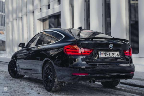 Black BMW 328 Gran Turismo 2014 in Vilnius, with an engine capacity of 2.00 L and mileage of 157 thousand km for 11900 €, photo 4 on AUTOMOTO.COM.LV