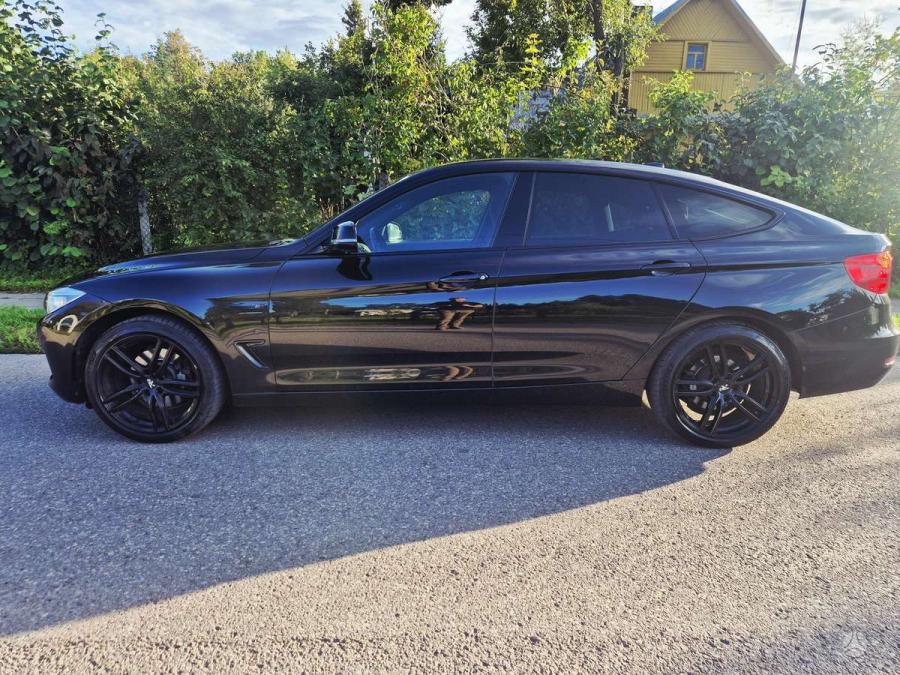 Black BMW 328 Gran Turismo 2014 in Vilnius, with an engine capacity of 2.00 L and mileage of 167 thousand km for 11900 €, photo 6 on AUTOMOTO.COM.LV