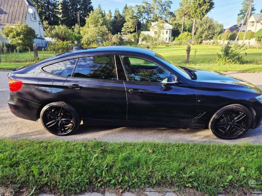 Black BMW 328 Gran Turismo 2014 in Vilnius, with an engine capacity of 2.00 L and mileage of 167 thousand km for 11900 €, photo 7 on AUTOMOTO.COM.LV