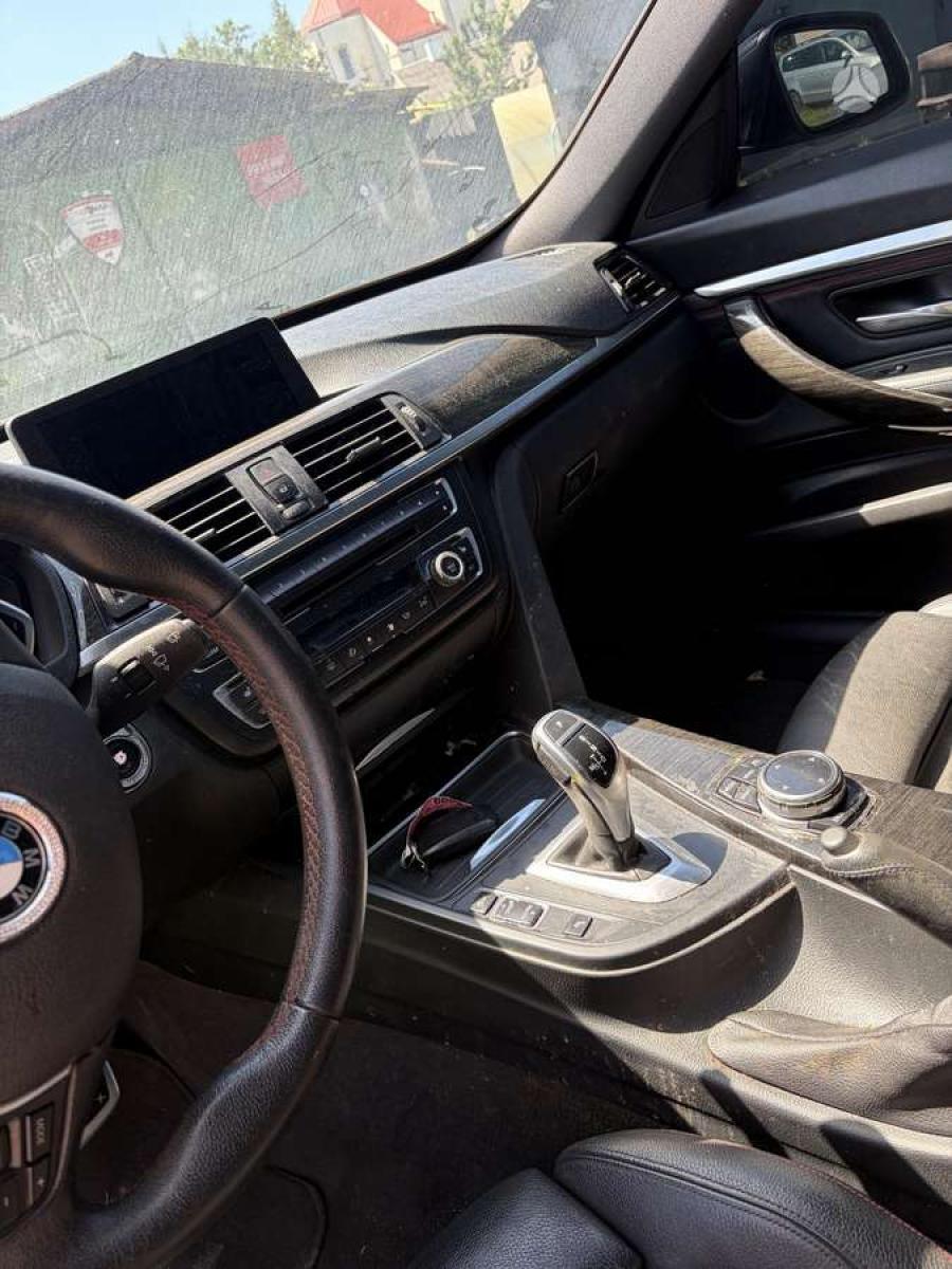 Pelēks BMW 328 Gran Turismo 2014 Alīta, ar dzinēja tilpumu 2.00 L un nobraukumu 340 tūkst. km par 5500 €, foto 6 vietnē AUTOMOTO.COM.LV