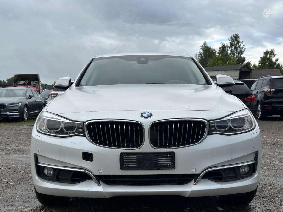 White BMW 328 Gran Turismo 2015 in Utena, with an engine capacity of 2.00 L and mileage of 176 thousand km for 7200 €, photo 3 on AUTOMOTO.COM.LV