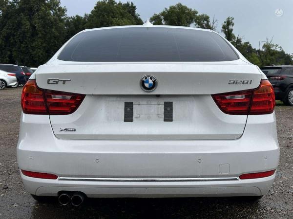 White BMW 328 Gran Turismo 2015 in Utena, with an engine capacity of 2.00 L and mileage of 176 thousand km for 7200 €, photo 5 on AUTOMOTO.COM.LV