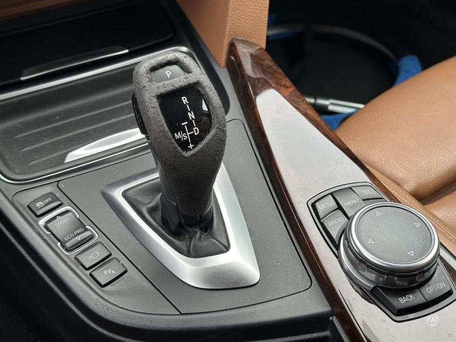 White BMW 328 Gran Turismo 2015 in Utena, with an engine capacity of 2.00 L and mileage of 176 thousand km for 7200 €, photo 20 on AUTOMOTO.COM.LV