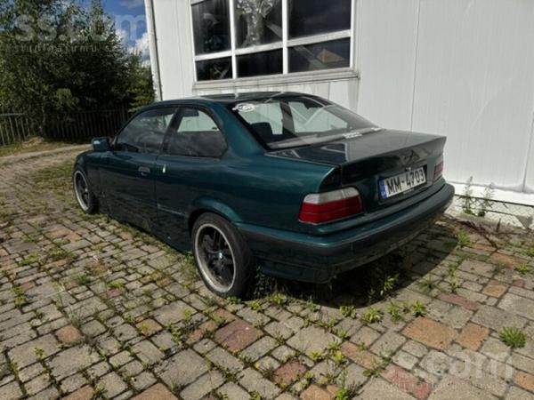 Zaļš BMW 328 1992 Jelgava, ar dzinēja tilpumu 2.80 L un nobraukumu 305 tūkst. km par 6000 €, foto 3 vietnē AUTOMOTO.COM.LV