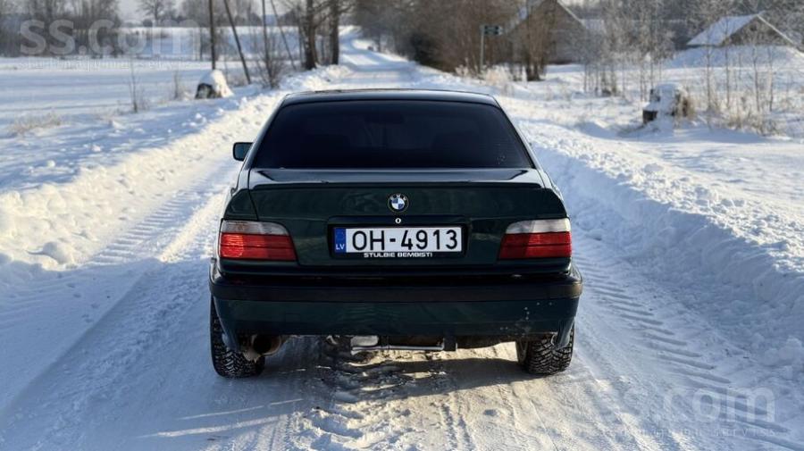 Green BMW 328 1995 in Madona, with an engine capacity of 2.80 L and mileage of 389 thousand km for 4650 €, photo 4 on AUTOMOTO.COM.LV