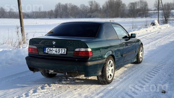 Green BMW 328 1995 in Madona, with an engine capacity of 2.80 L and mileage of 389 thousand km for 4650 €, photo 5 on AUTOMOTO.COM.LV