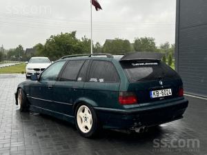Zaļš BMW 328 1998 Rīga, ar dzinēja tilpumu 2.80 L un nobraukumu 306 tūkst. km par 2950 €, foto 3 vietnē AUTOMOTO.COM.LV