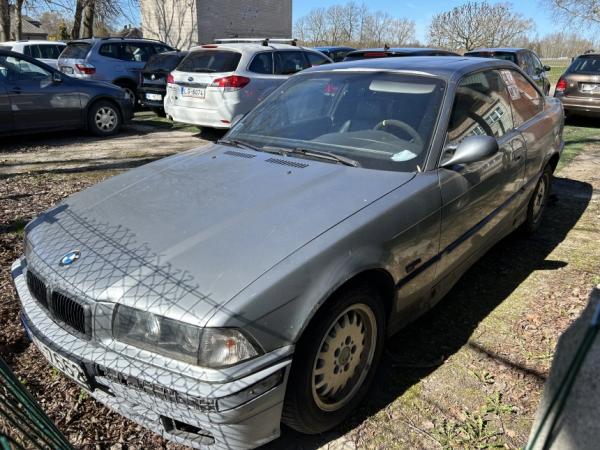 Pelēks BMW 328 1995 Rīga, ar dzinēja tilpumu 2.80 L un nobraukumu 248 tūkst. km par 3700 €, foto 1 vietnē AUTOMOTO.COM.LV