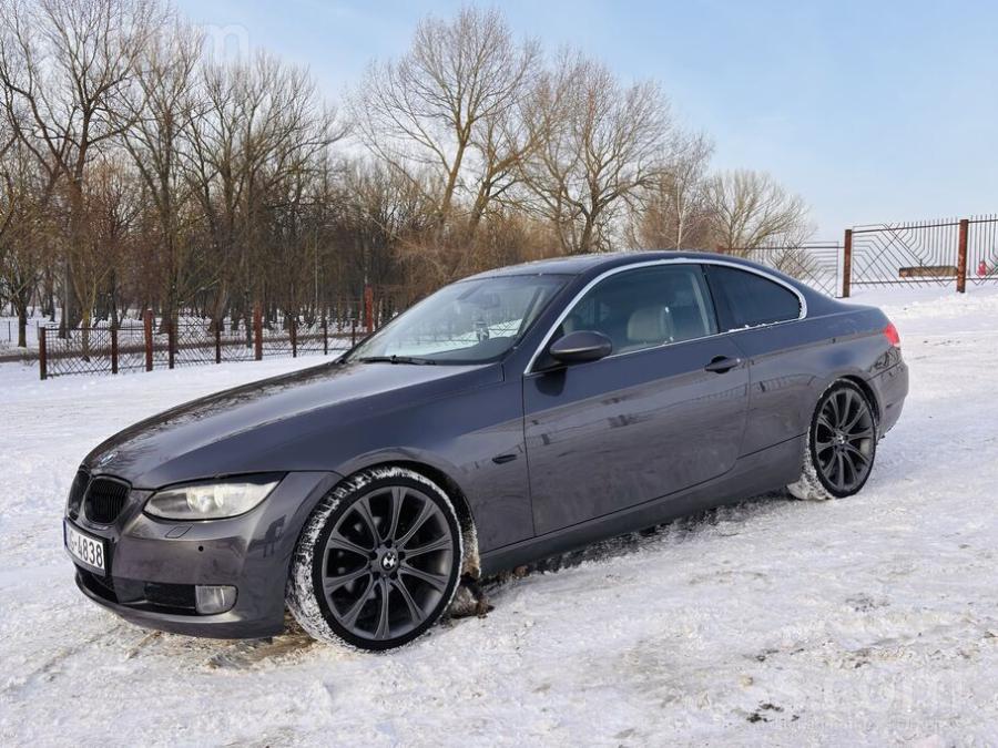 Grey BMW 328 2007 in Liepaja, with an engine capacity of 3.00 L and mileage of 197 thousand km for 6550 €, photo 1 on AUTOMOTO.COM.LV