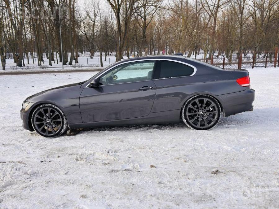 Grey BMW 328 2007 in Liepaja, with an engine capacity of 3.00 L and mileage of 197 thousand km for 6550 €, photo 9 on AUTOMOTO.COM.LV