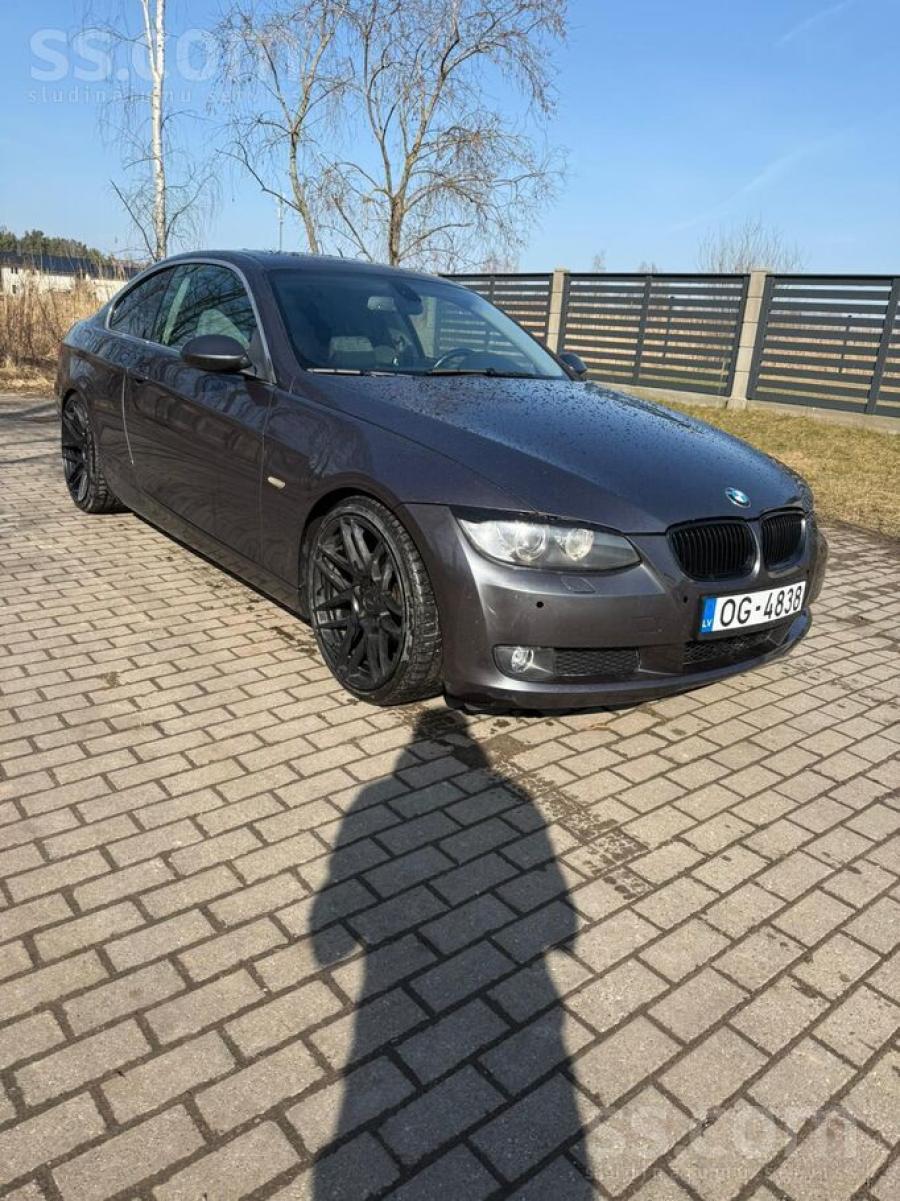Grey BMW 328 2007 in Riga, with an engine capacity of 3.00 L and mileage of 200 thousand km for 4990 €, photo 1 on AUTOMOTO.COM.LV