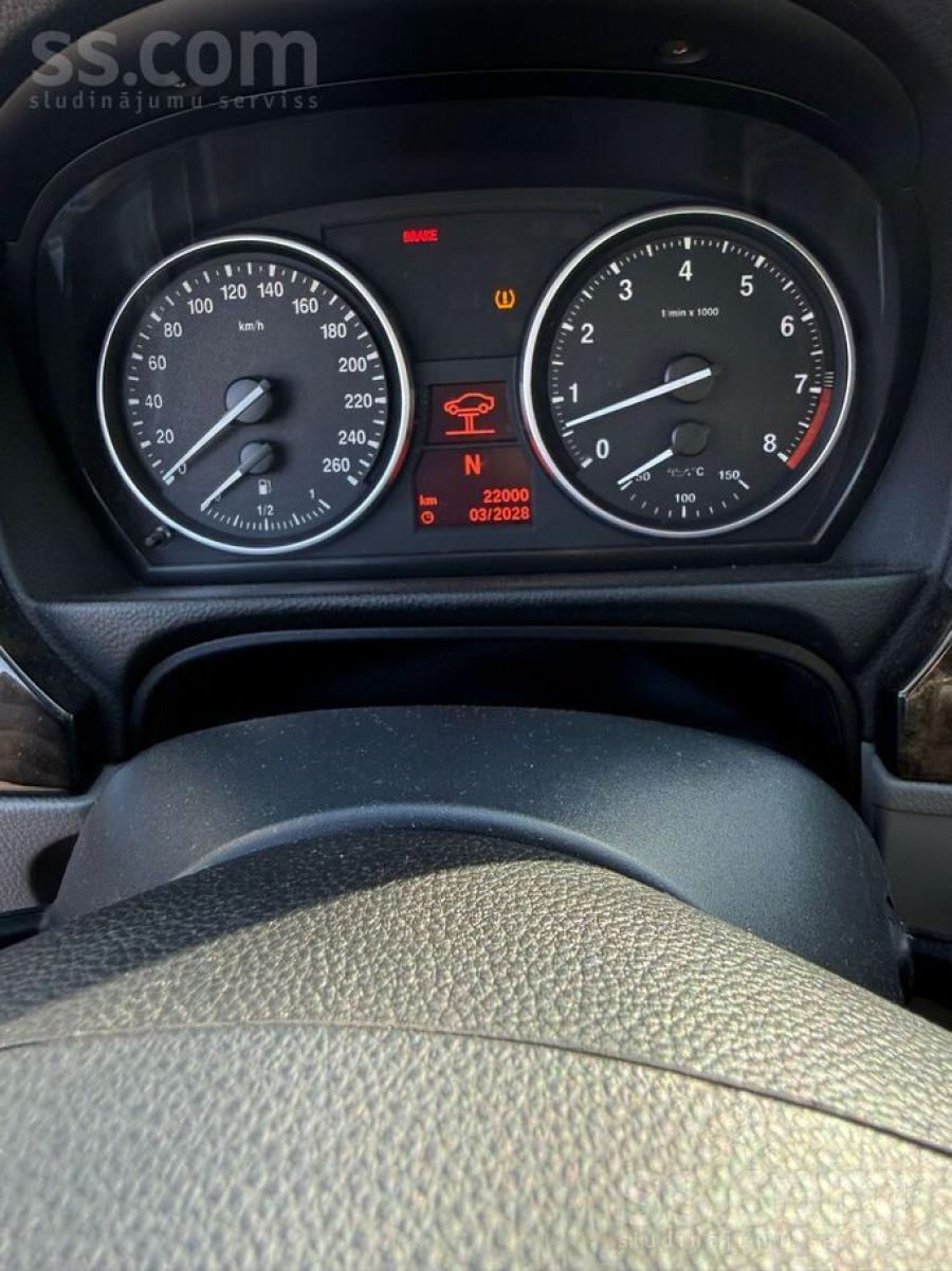 Grey BMW 328 2007 in Riga, with an engine capacity of 3.00 L and mileage of 200 thousand km for 4990 €, photo 16 on AUTOMOTO.COM.LV