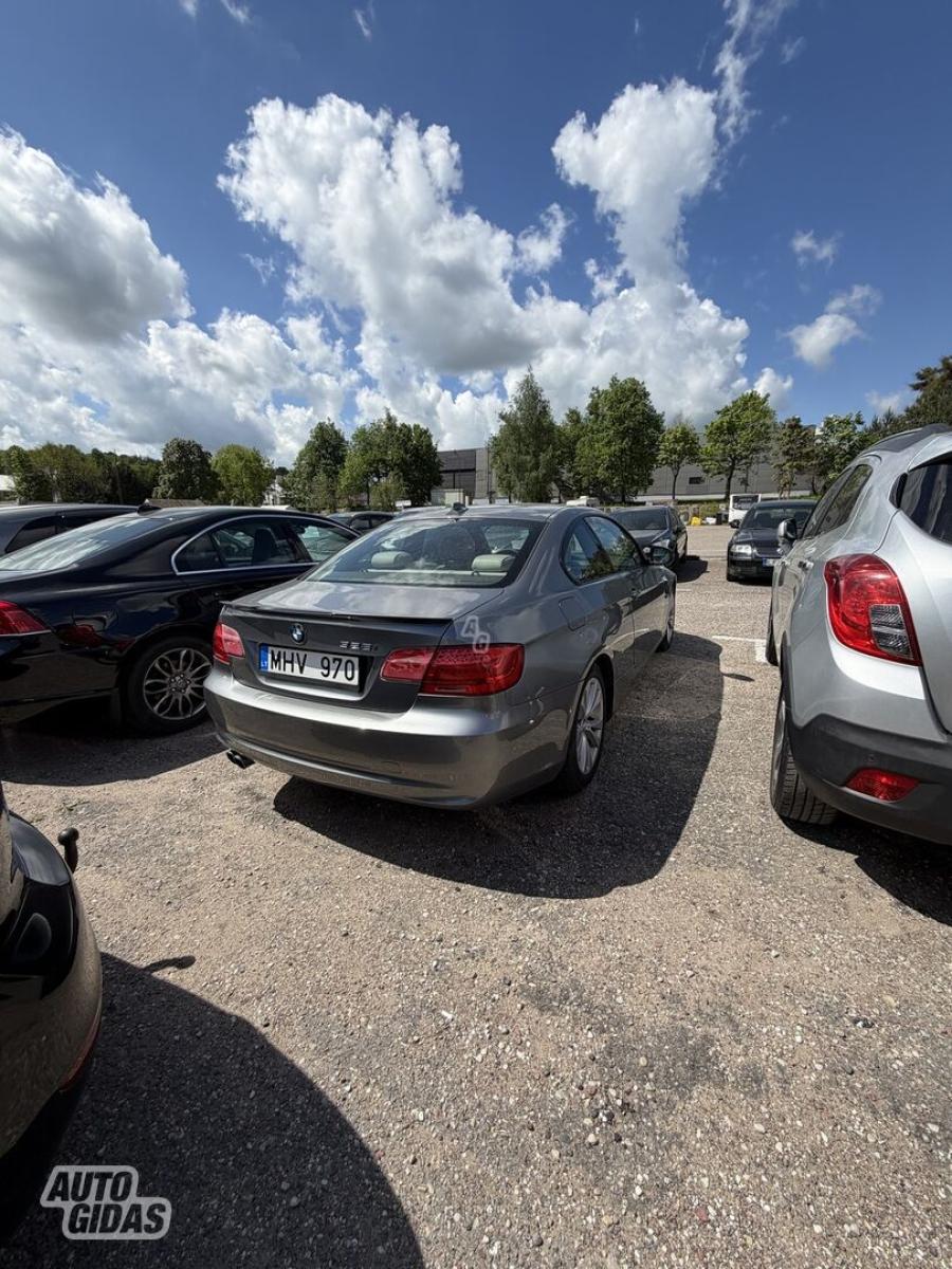 Grey BMW 328 2011 in Alytus, with an engine capacity of 3.00 L and mileage of 264 thousand km for 7500 €, photo 5 on AUTOMOTO.COM.LV