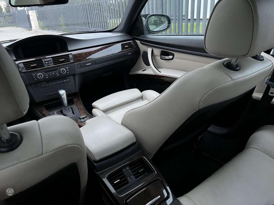 Grey BMW 328 2011 in Vilnius, with an engine capacity of 3.00 L and mileage of 244 thousand km for 6400 €, photo 18 on AUTOMOTO.COM.LV