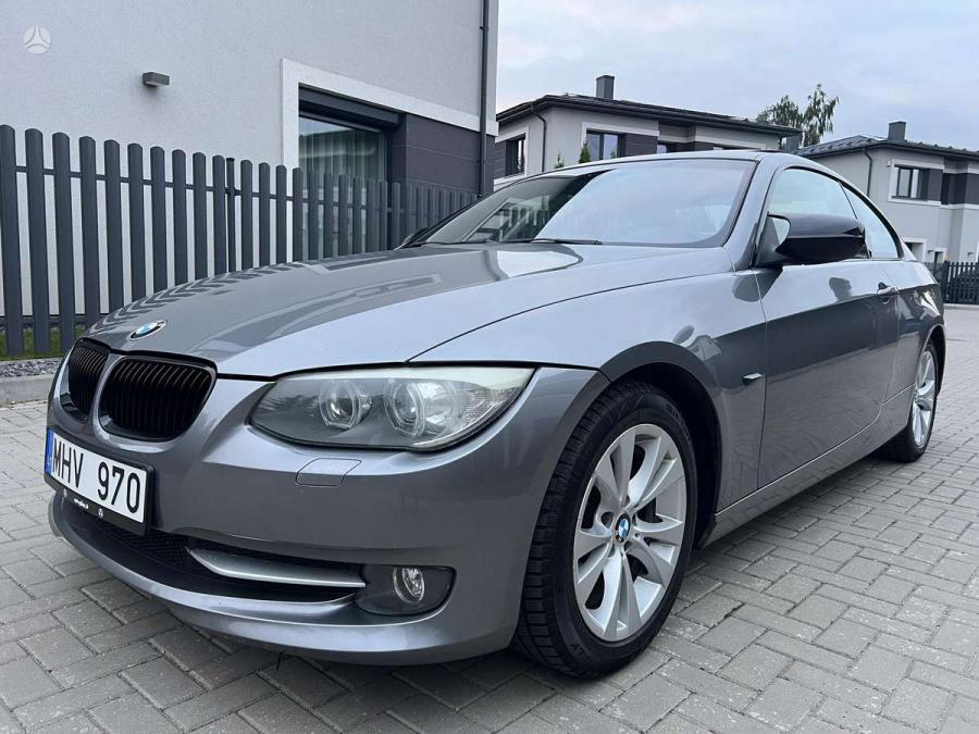 Grey BMW 328 2011 in Vilnius, with an engine capacity of 3.00 L and mileage of 244 thousand km for 6400 €, photo 26 on AUTOMOTO.COM.LV