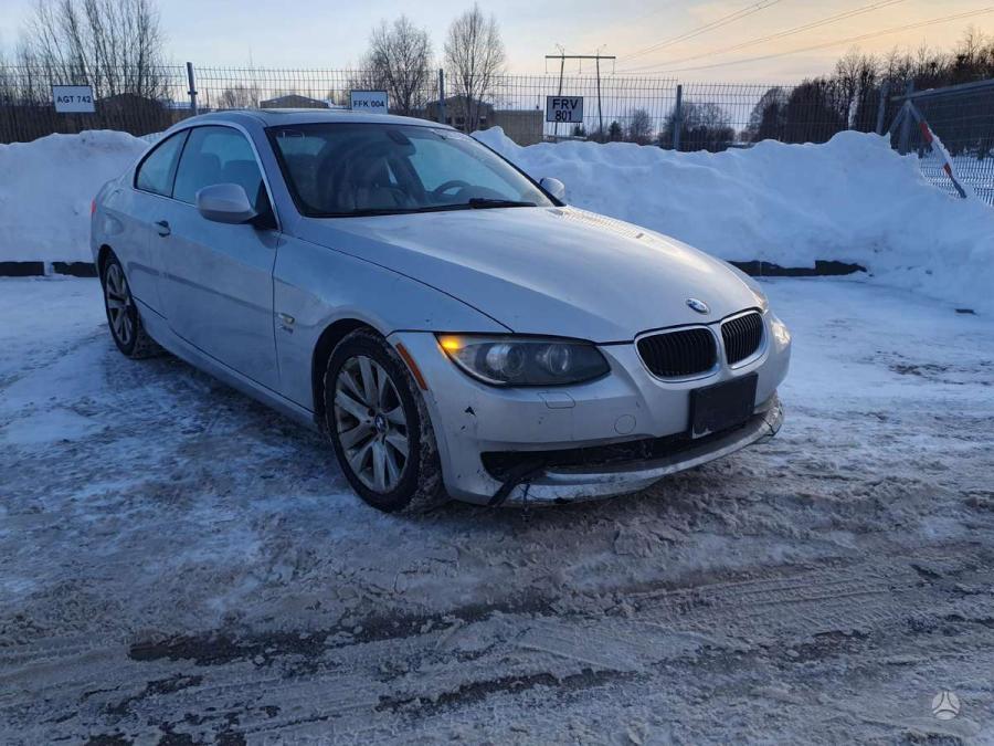 Pelēks BMW 328 2013 Šauļi, ar dzinēja tilpumu 3.00 L un nobraukumu 270 tūkst. km par 4499 €, foto 7 vietnē AUTOMOTO.COM.LV