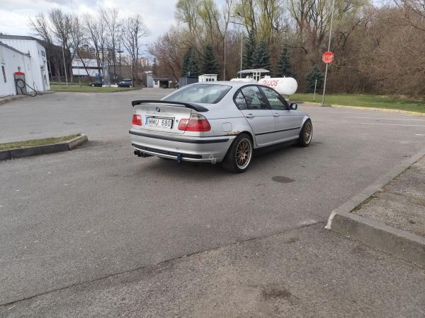 Pelēks BMW 328 1998 Viļņa, ar dzinēja tilpumu 2.80 L un nobraukumu 250 tūkst. km par 2500 €, foto 4 vietnē AUTOMOTO.COM.LV