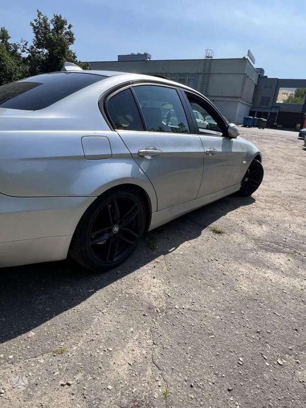 Pelēks BMW 328 2007 Kauņa, ar dzinēja tilpumu 3.00 L un nobraukumu 229 tūkst. km par 3850 €, foto 5 vietnē AUTOMOTO.COM.LV