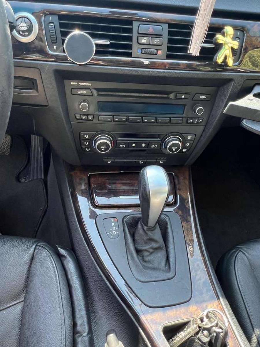 Pelēks BMW 328 2007 Kauņa, ar dzinēja tilpumu 3.00 L un nobraukumu 229 tūkst. km par 3850 €, foto 12 vietnē AUTOMOTO.COM.LV
