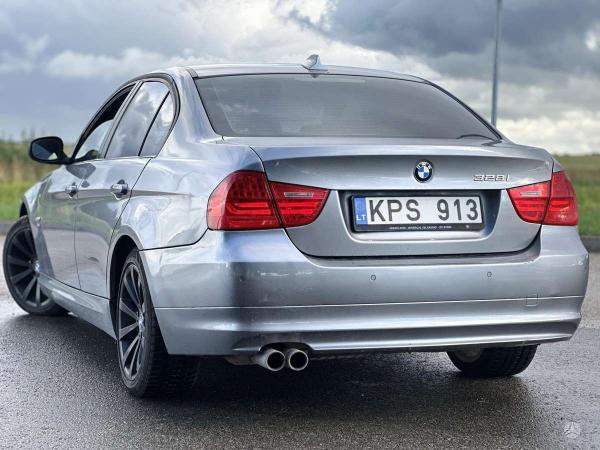 Pelēks BMW 328 2010 Viļņa, ar dzinēja tilpumu 3.00 L un nobraukumu 197 tūkst. km par 2650 €, foto 9 vietnē AUTOMOTO.COM.LV