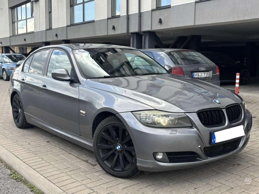 Grey BMW 328 2010 in Kaunas, with an engine capacity of 3.00 L and mileage of 190 thousand km for 2950 €, photo 1 on AUTOMOTO.COM.LV