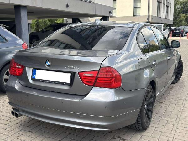 Grey BMW 328 2010 in Kaunas, with an engine capacity of 3.00 L and mileage of 190 thousand km for 2950 €, photo 8 on AUTOMOTO.COM.LV