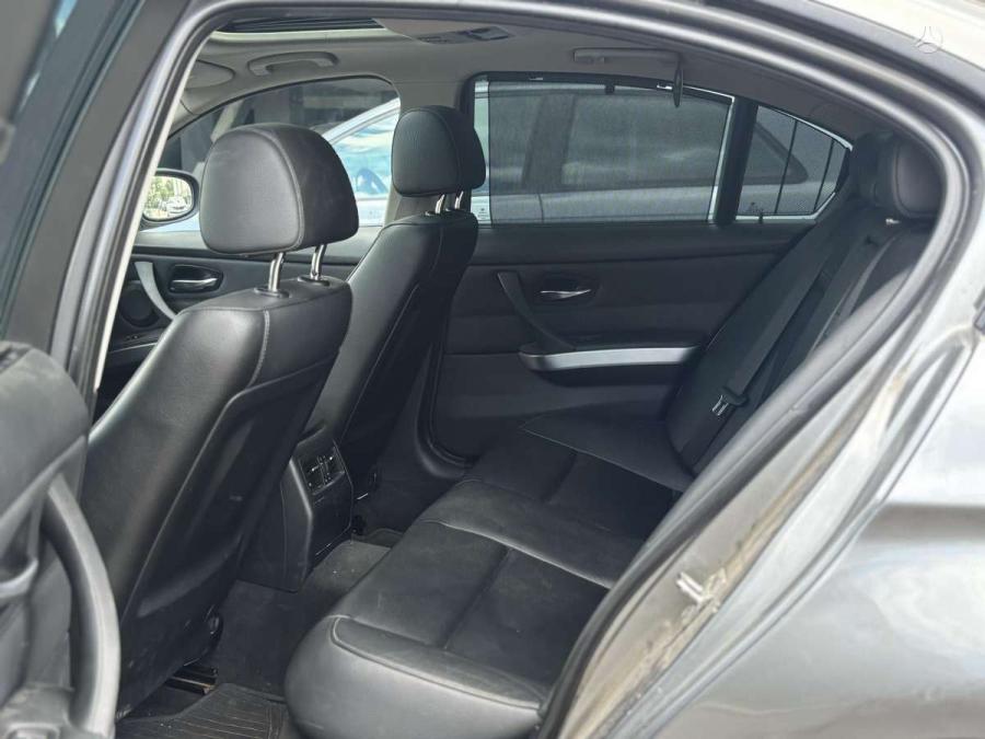 Grey BMW 328 2010 in Kaunas, with an engine capacity of 3.00 L and mileage of 190 thousand km for 2950 €, photo 21 on AUTOMOTO.COM.LV
