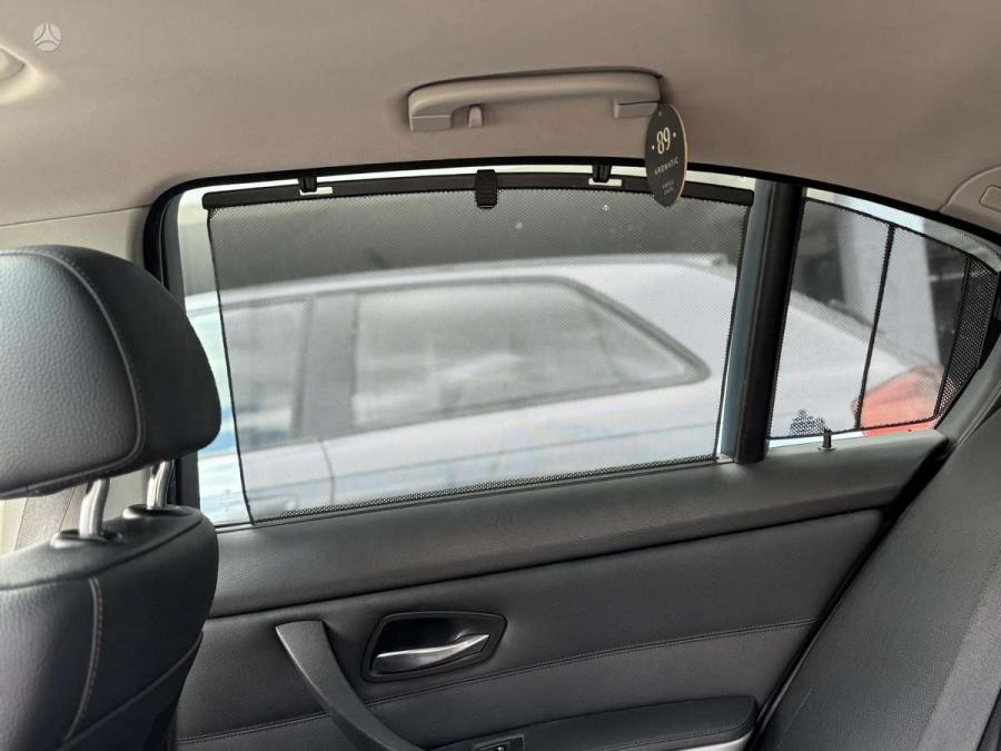 Grey BMW 328 2010 in Kaunas, with an engine capacity of 3.00 L and mileage of 190 thousand km for 2950 €, photo 22 on AUTOMOTO.COM.LV