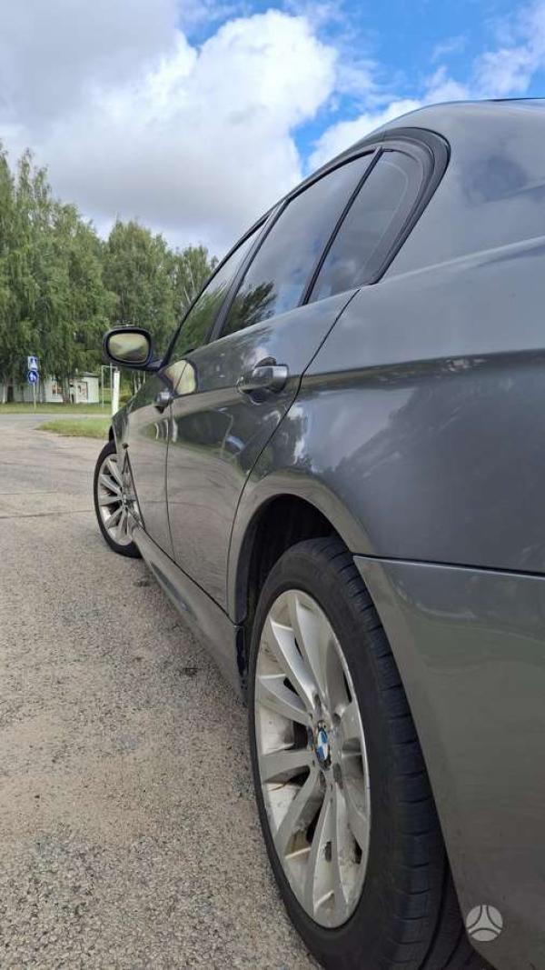 Pelēks BMW 328 2011 Jonava, ar dzinēja tilpumu 3.00 L un nobraukumu 229 tūkst. km par 5700 €, foto 4 vietnē AUTOMOTO.COM.LV