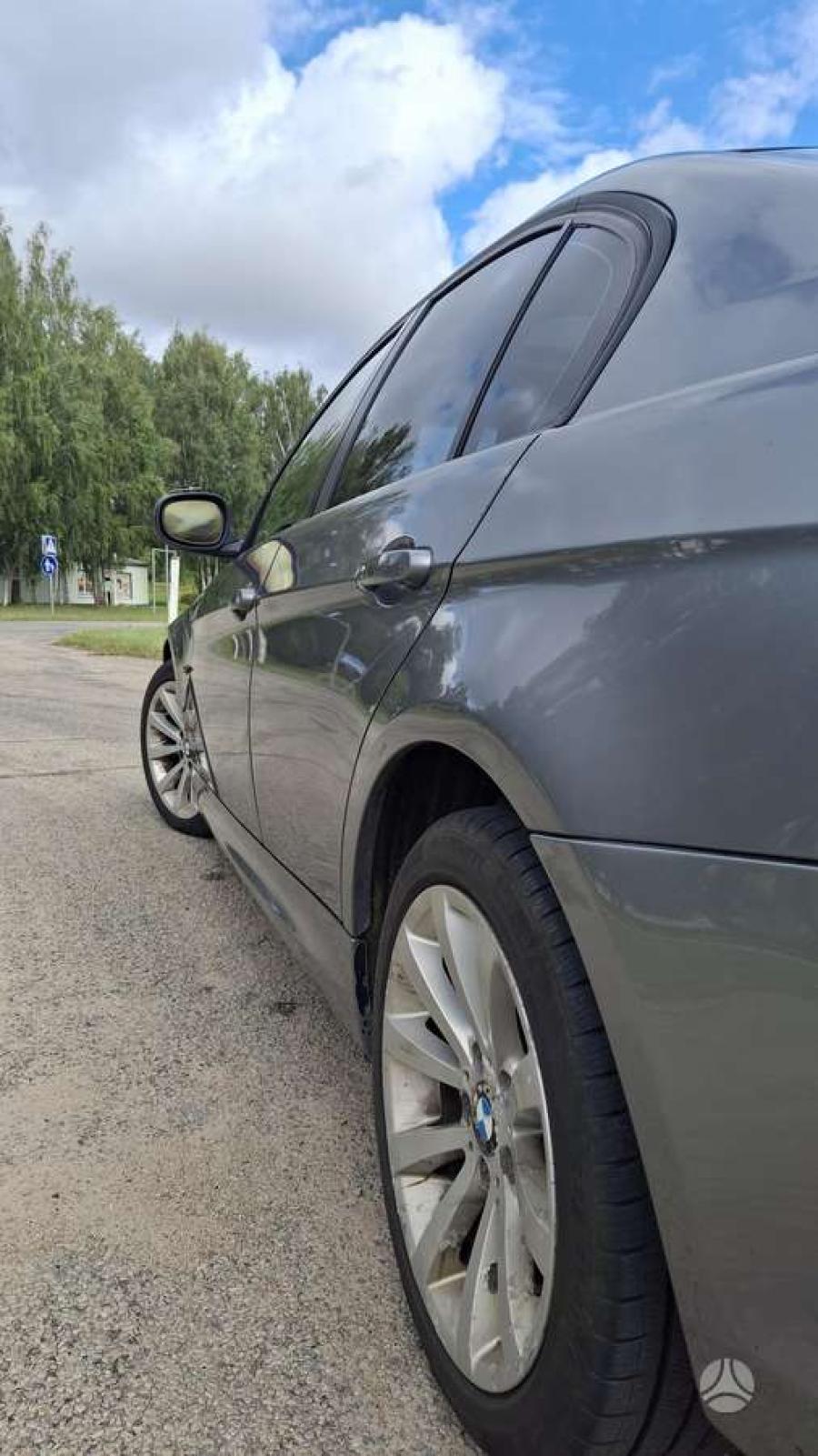 Grey BMW 328 2011 in Jonava, with an engine capacity of 3.00 L and mileage of 229 thousand km for 5700 €, photo 4 on AUTOMOTO.COM.LV