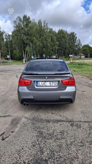 Grey BMW 328 2011 in Jonava, with an engine capacity of 3.00 L and mileage of 229 thousand km for 5700 €, photo 6 on AUTOMOTO.COM.LV