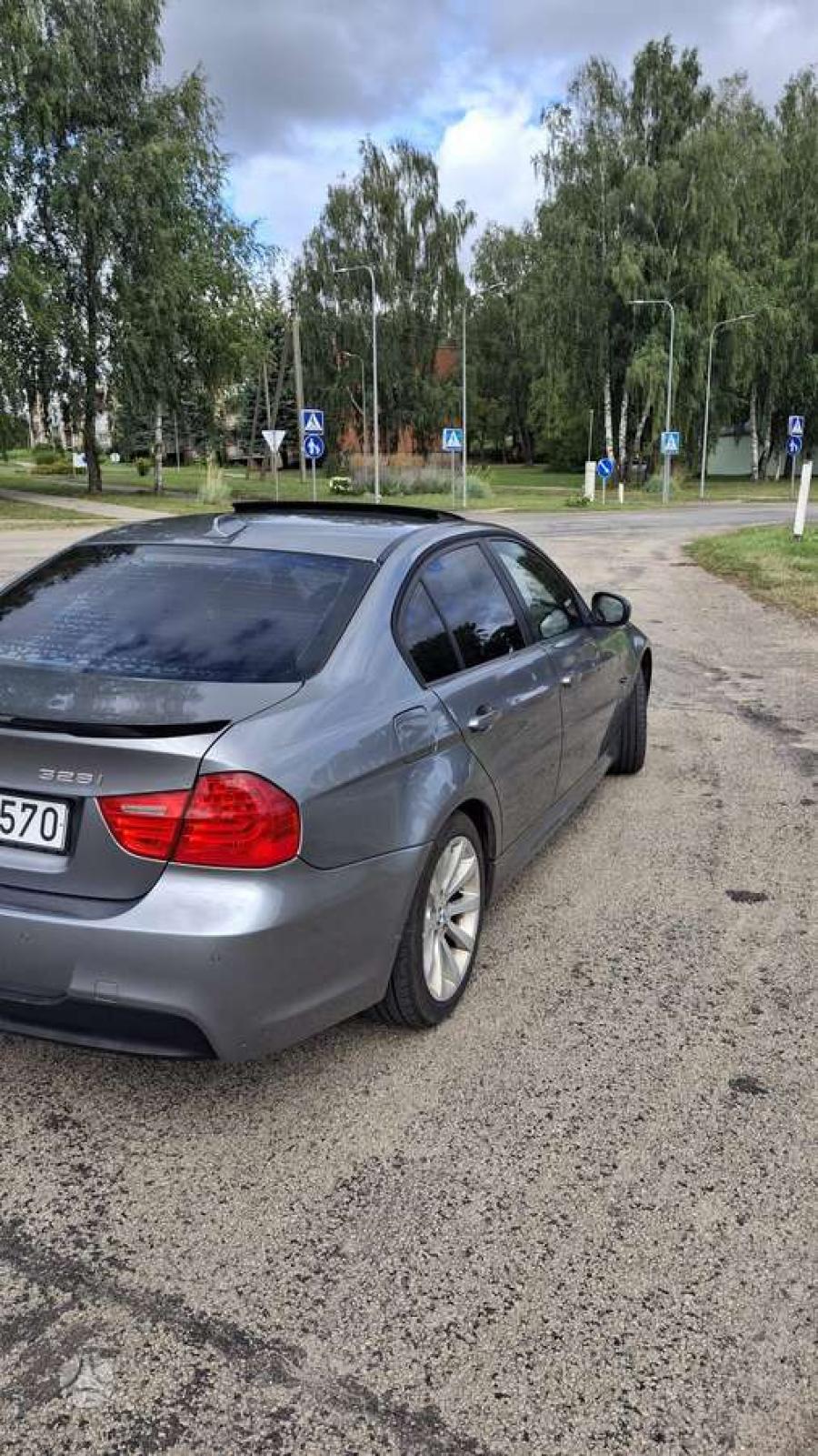 Grey BMW 328 2011 in Jonava, with an engine capacity of 3.00 L and mileage of 229 thousand km for 5700 €, photo 7 on AUTOMOTO.COM.LV