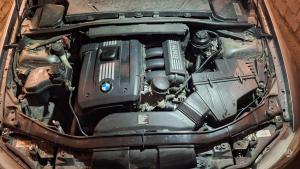 Grey BMW 328 2011 in Jonava, with an engine capacity of 3.00 L and mileage of 229 thousand km for 5700 €, photo 17 on AUTOMOTO.COM.LV