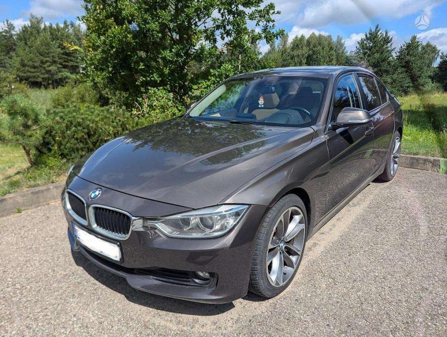 Pelēks BMW 328 2012 Viļņa, ar dzinēja tilpumu 2.00 L un nobraukumu 180 tūkst. km par 8200 €, foto 1 vietnē AUTOMOTO.COM.LV