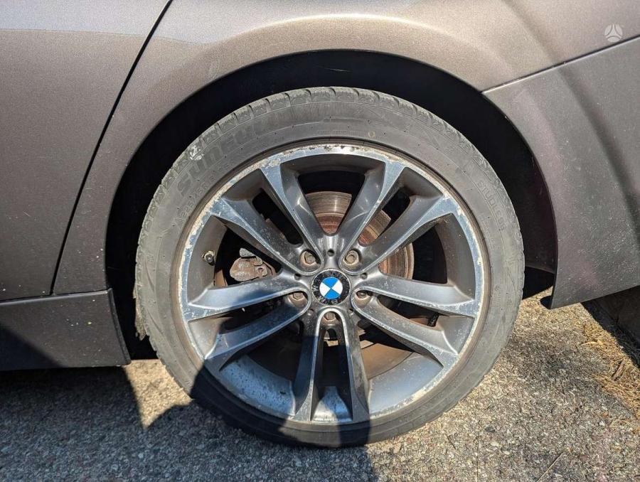 Pelēks BMW 328 2012 Viļņa, ar dzinēja tilpumu 2.00 L un nobraukumu 180 tūkst. km par 8200 €, foto 10 vietnē AUTOMOTO.COM.LV
