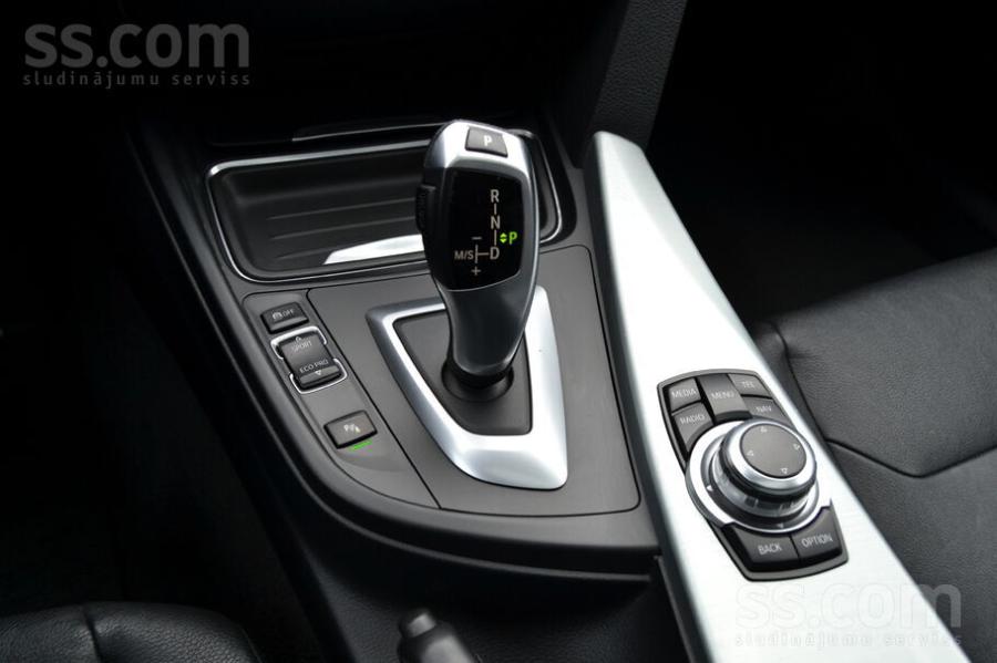 Grey BMW 328 2013 in Tukums, with an engine capacity of 2.00 L and mileage of 244 thousand km for 11890 €, photo 22 on AUTOMOTO.COM.LV