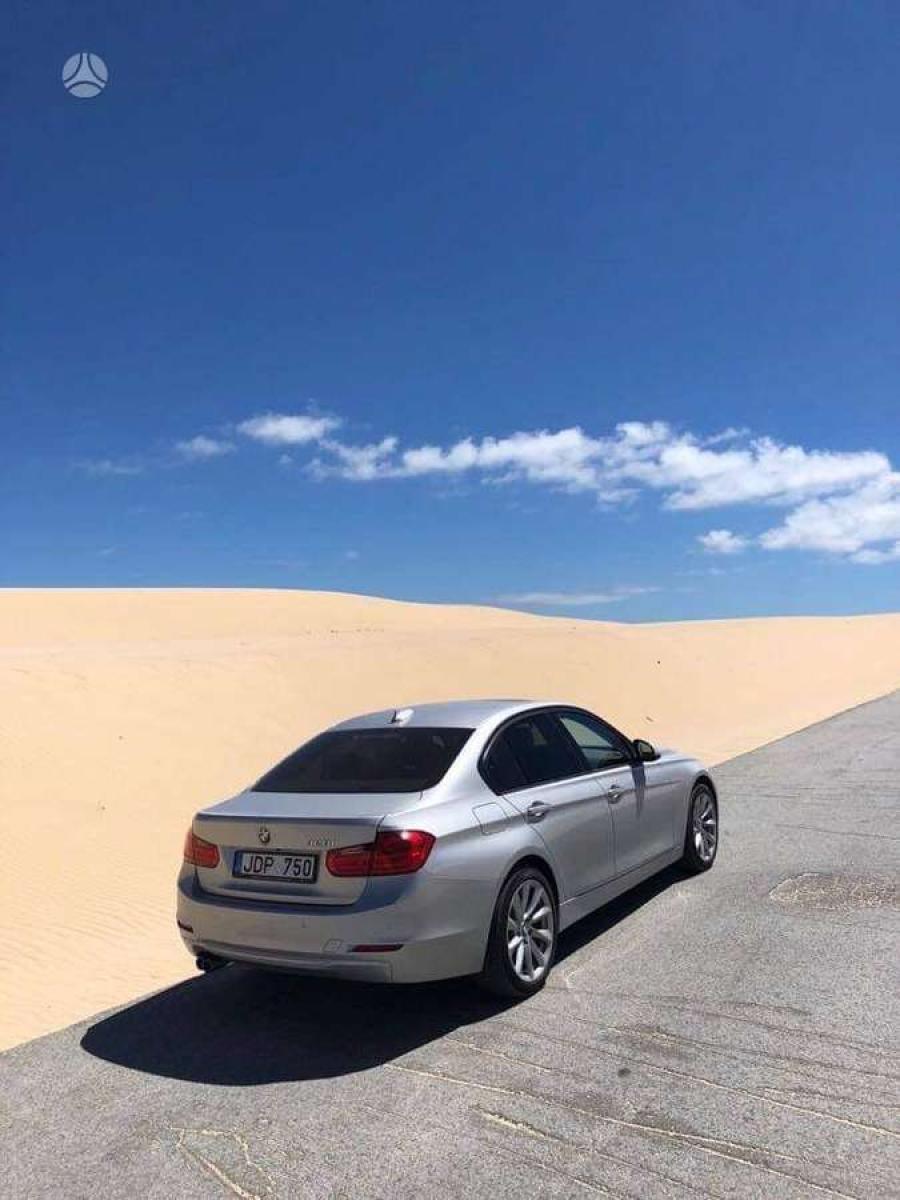 Grey BMW 328 2013 in Vilnius, with an engine capacity of 2.00 L and mileage of 208 thousand km for 9900 €, photo 3 on AUTOMOTO.COM.LV